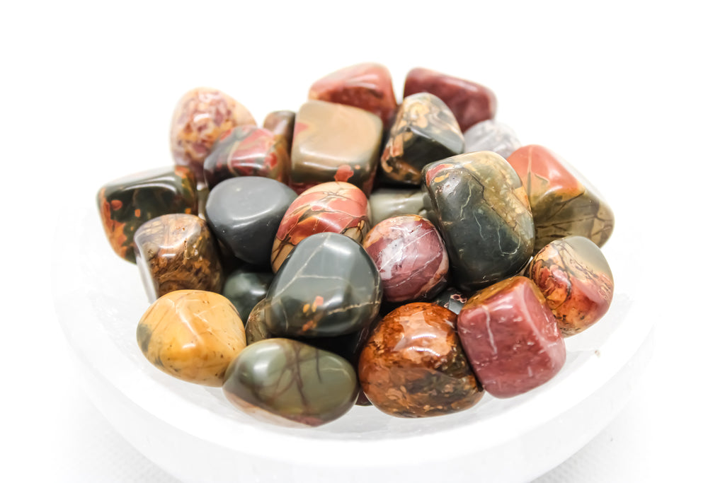 Network Jasper Tumbled 20-30mm – Quasar Gems